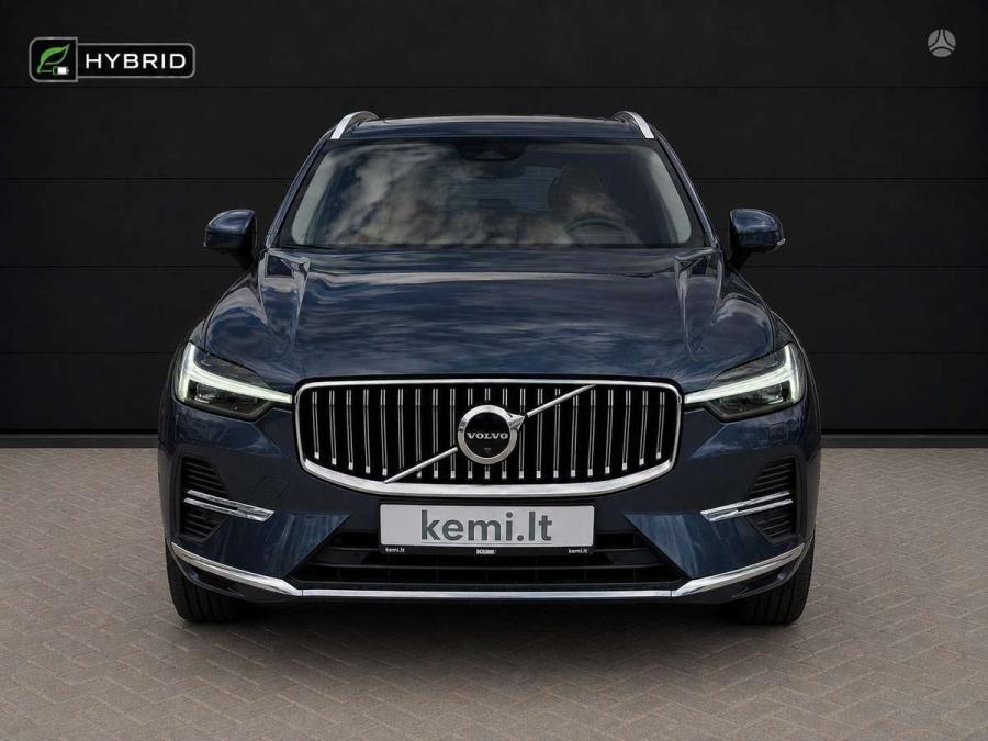 Blue Volvo XC60 2021 in Vilnius, with an engine capacity of 1.97 L and mileage of 165 thousand km for 29750 €, photo 3 on AUTOMOTO.COM.LV