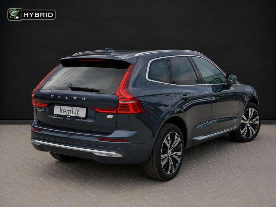 Blue Volvo XC60 2021 in Vilnius, with an engine capacity of 1.97 L and mileage of 165 thousand km for 29750 €, photo 6 on AUTOMOTO.COM.LV