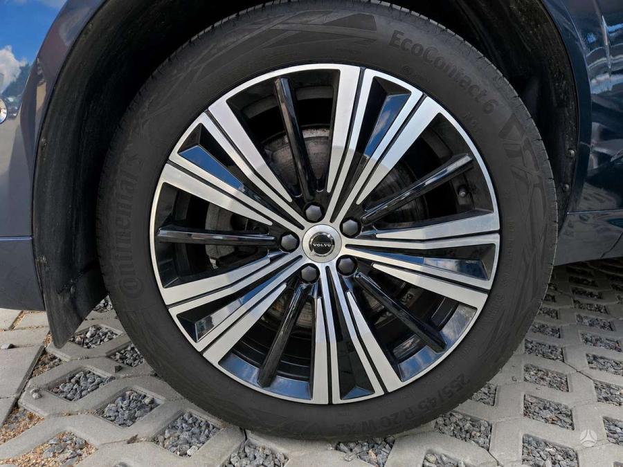 Blue Volvo XC60 2021 in Vilnius, with an engine capacity of 1.97 L and mileage of 165 thousand km for 29750 €, photo 59 on AUTOMOTO.COM.LV