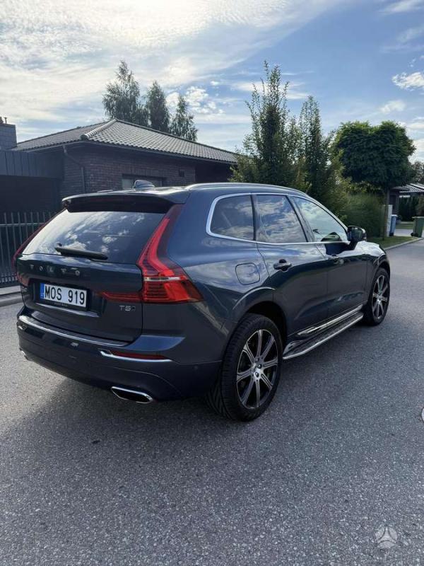 Blue Volvo XC60 2021 in Kaunas, with an engine capacity of 2.00 L and mileage of 91 thousand km for 29900 €, photo 3 on AUTOMOTO.COM.LV