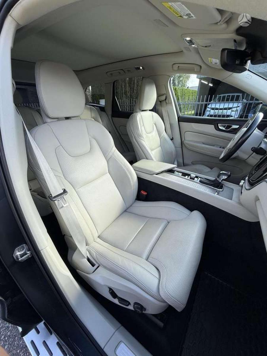 Zils Volvo XC60 2021 Kauņa, ar dzinēja tilpumu 2.00 L un nobraukumu 91 tūkst. km par 29900 €, foto 8 vietnē AUTOMOTO.COM.LV