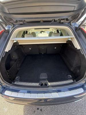 Zils Volvo XC60 2021 Kauņa, ar dzinēja tilpumu 2.00 L un nobraukumu 91 tūkst. km par 29900 €, foto 25 vietnē AUTOMOTO.COM.LV