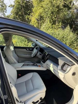 Zils Volvo XC60 2021 Viļņa, ar dzinēja tilpumu 1.97 L un nobraukumu 34 tūkst. km par 31500 €, foto 12 vietnē AUTOMOTO.COM.LV