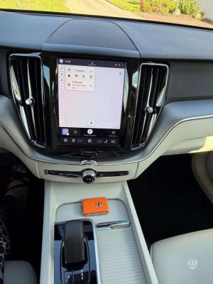 Zils Volvo XC60 2021 Viļņa, ar dzinēja tilpumu 1.97 L un nobraukumu 34 tūkst. km par 31500 €, foto 16 vietnē AUTOMOTO.COM.LV