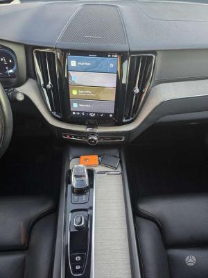 Blue Volvo XC60 2021 in Taurage, with an engine capacity of 2.00 L and mileage of 265 thousand km for 17900 €, photo 19 on AUTOMOTO.COM.LV