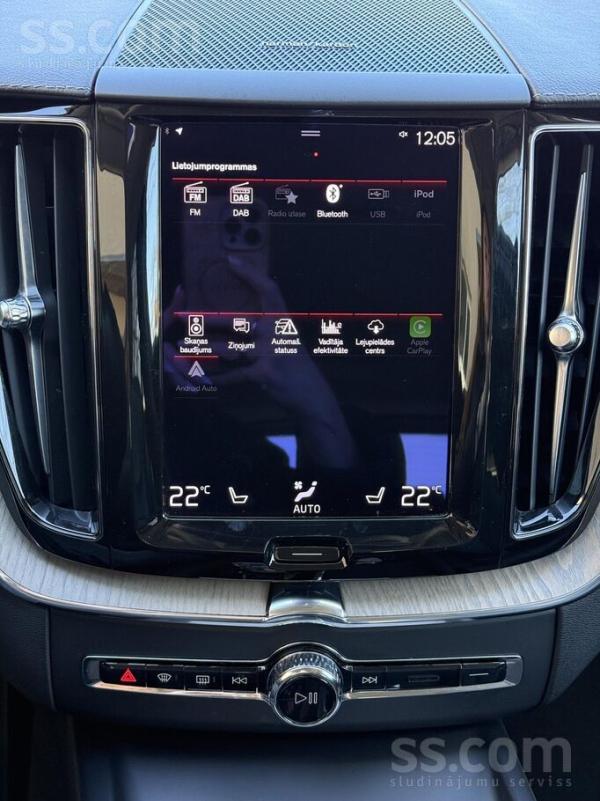 Zils Volvo XC60 2021 Rīga, ar dzinēja tilpumu 2.00 L un nobraukumu 0 tūkst. km par 32000 €, foto 11 vietnē AUTOMOTO.COM.LV
