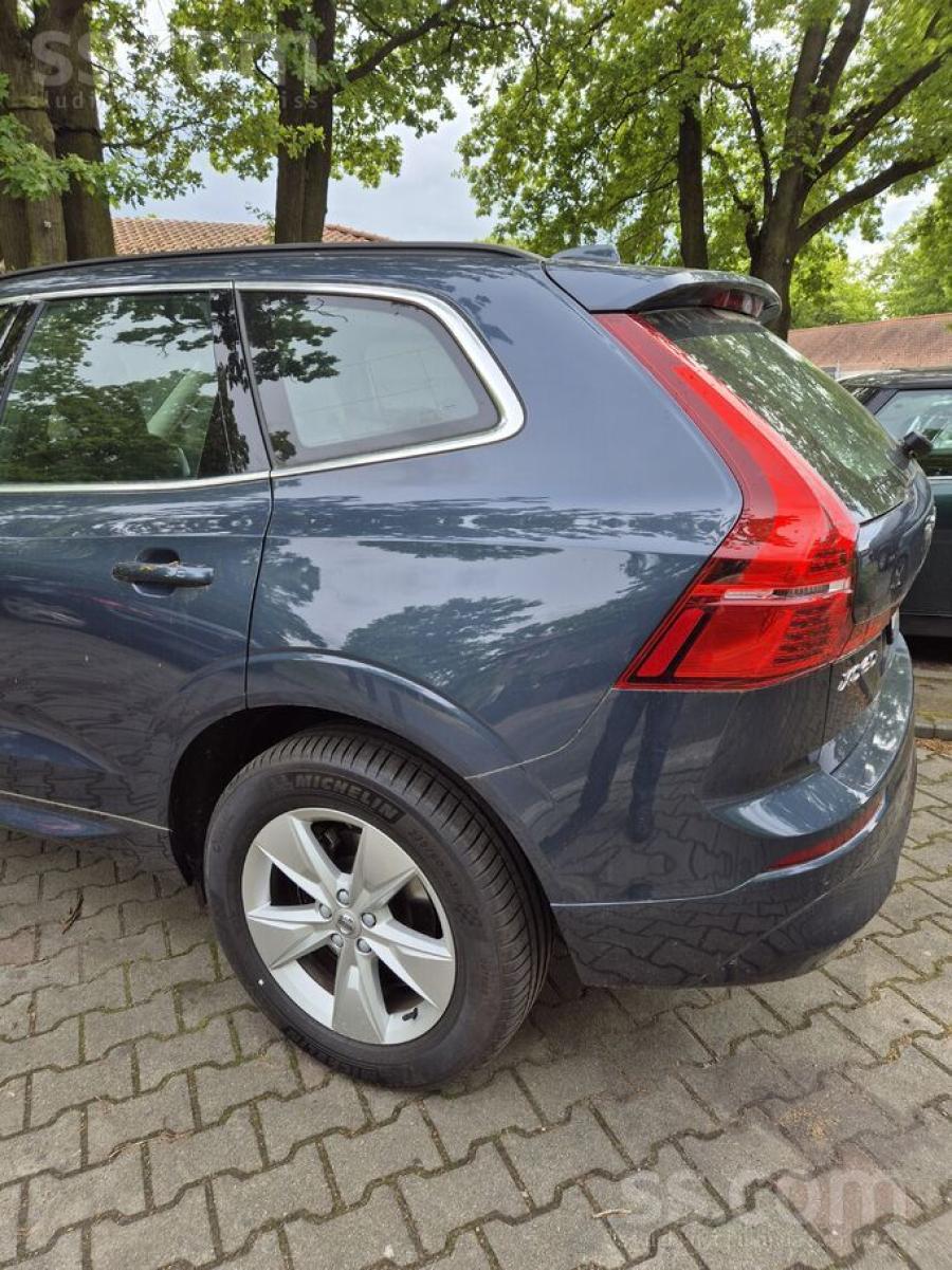 Zils Volvo XC60 2022 Rīga, ar dzinēja tilpumu 2.00 L un nobraukumu 22 tūkst. km par 29900 €, foto 4 vietnē AUTOMOTO.COM.LV