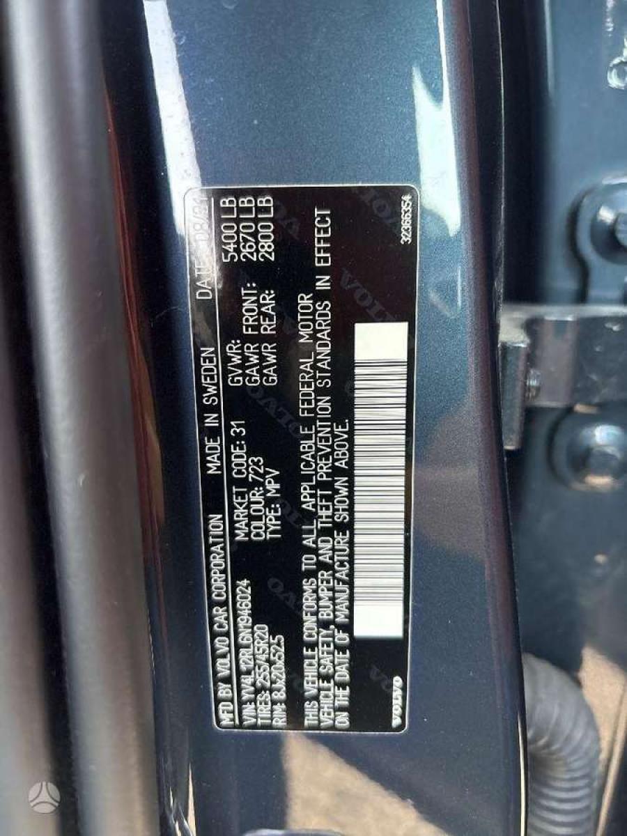 Blue Volvo XC60 2022 in Vilnius, with an engine capacity of 1.97 L and mileage of 110 thousand km for 12800 €, photo 22 on AUTOMOTO.COM.LV