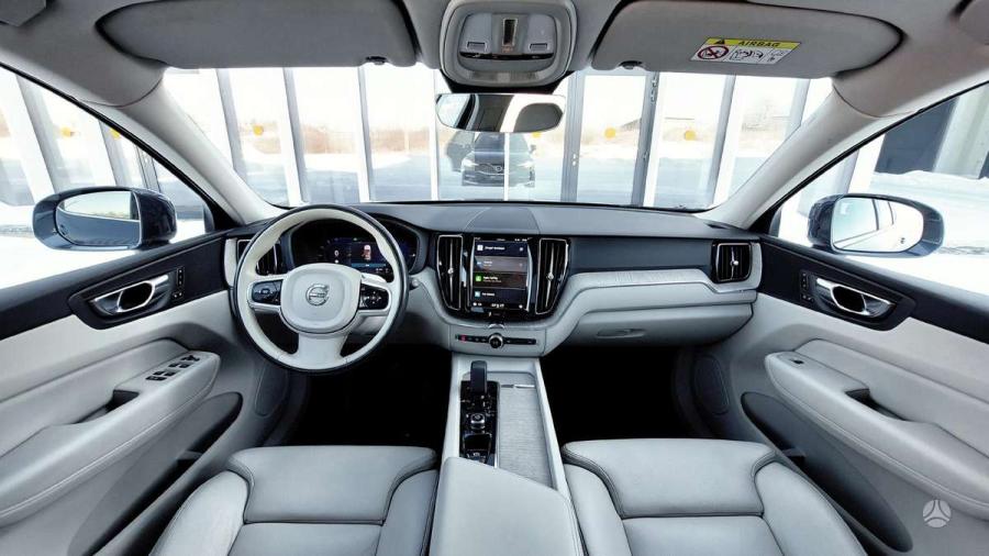Zils Volvo XC60 2022 Viļņa, ar dzinēja tilpumu 1.97 L un nobraukumu 125 tūkst. km par 27990 €, foto 14 vietnē AUTOMOTO.COM.LV