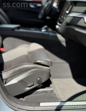 Blue Volvo XC60 2022 in Riga, with an engine capacity of 2.00 L and mileage of 0 thousand km for 32500 €, photo 12 on AUTOMOTO.COM.LV