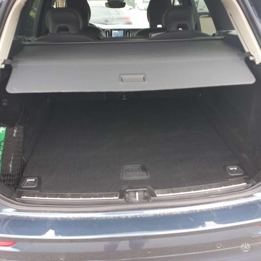 Zils Volvo XC60 2022 Panevēža, ar dzinēja tilpumu 1.97 L un nobraukumu 301 tūkst. km par 17999 €, foto 24 vietnē AUTOMOTO.COM.LV
