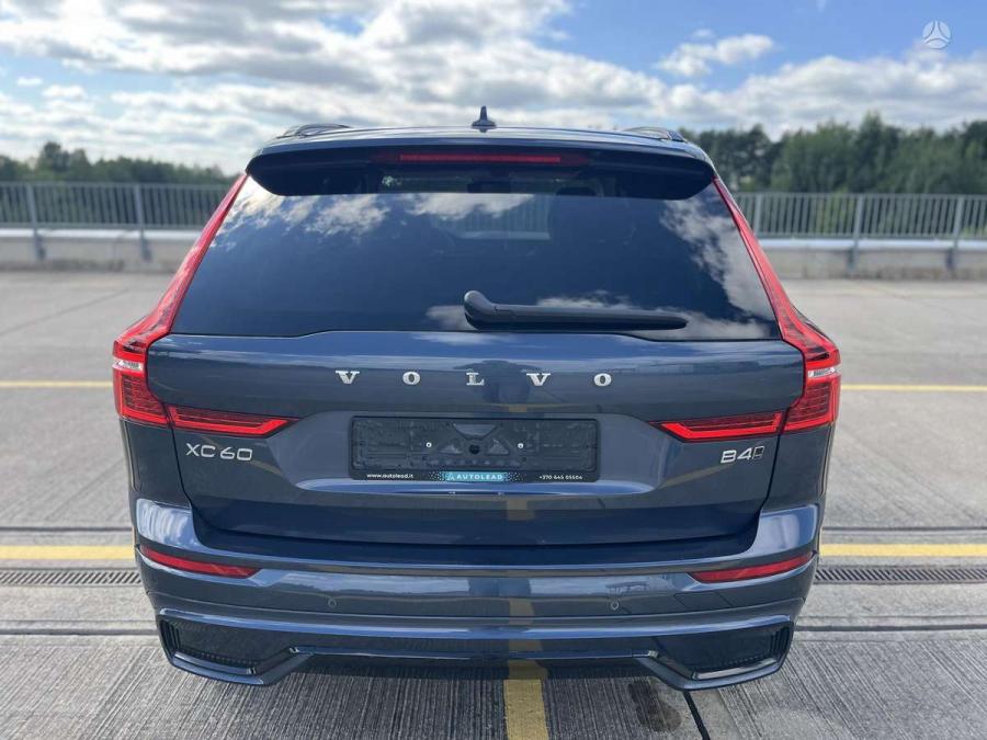 Zils Volvo XC60 2022 Viļņa, ar dzinēja tilpumu 1.97 L un nobraukumu 125 tūkst. km par 28999 €, foto 7 vietnē AUTOMOTO.COM.LV
