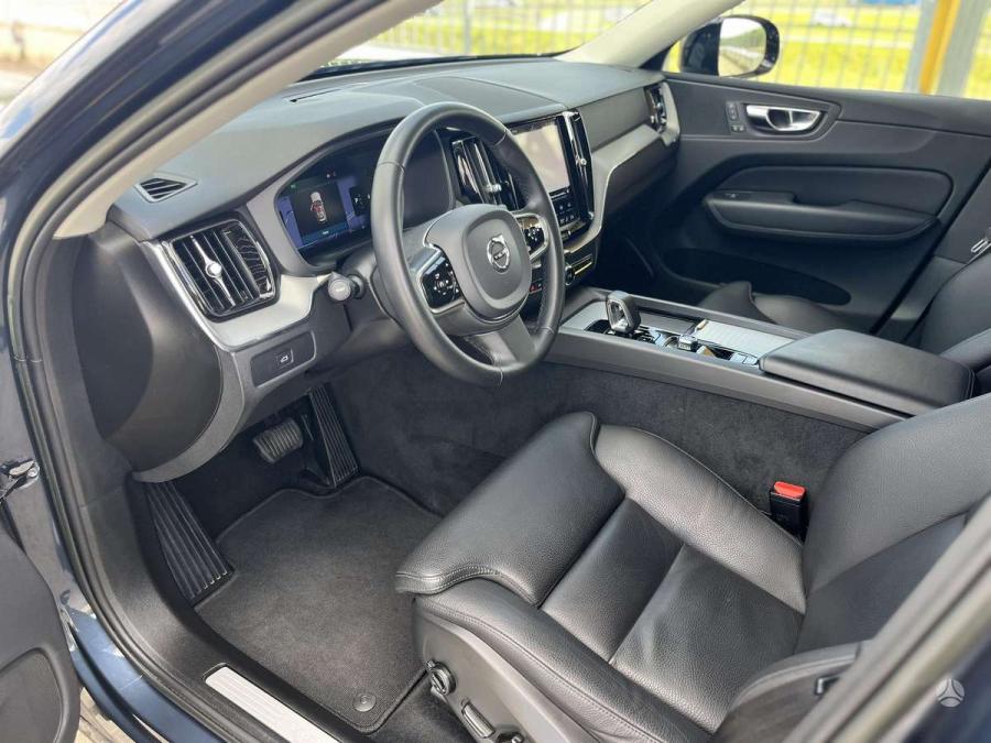 Zils Volvo XC60 2022 Viļņa, ar dzinēja tilpumu 1.97 L un nobraukumu 125 tūkst. km par 28999 €, foto 10 vietnē AUTOMOTO.COM.LV