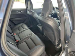 Zils Volvo XC60 2022 Viļņa, ar dzinēja tilpumu 1.97 L un nobraukumu 125 tūkst. km par 28999 €, foto 12 vietnē AUTOMOTO.COM.LV