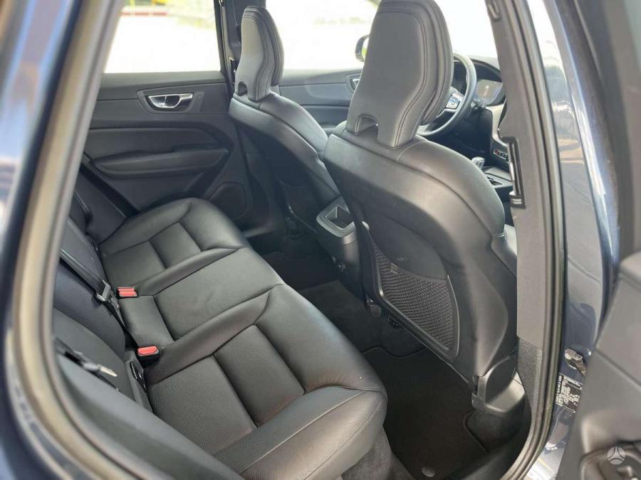 Zils Volvo XC60 2022 Viļņa, ar dzinēja tilpumu 1.97 L un nobraukumu 125 tūkst. km par 28999 €, foto 12 vietnē AUTOMOTO.COM.LV