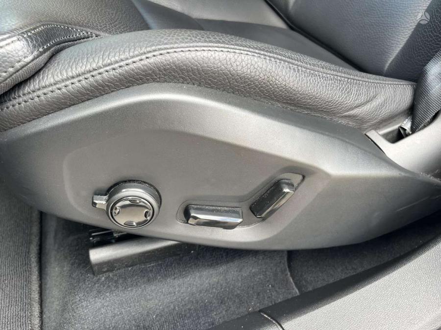 Zils Volvo XC60 2022 Viļņa, ar dzinēja tilpumu 1.97 L un nobraukumu 125 tūkst. km par 28999 €, foto 32 vietnē AUTOMOTO.COM.LV