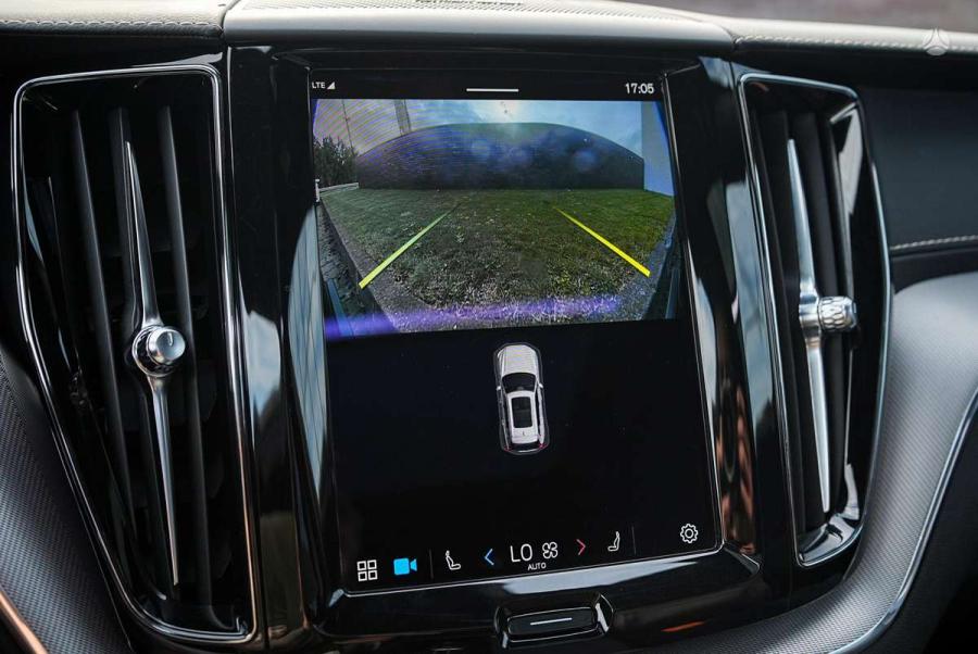 Zils Volvo XC60 2022 Kauņa, ar dzinēja tilpumu 1.97 L un nobraukumu 198 tūkst. km par 29950 €, foto 25 vietnē AUTOMOTO.COM.LV
