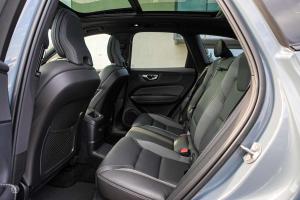Zils Volvo XC60 2022 Kauņa, ar dzinēja tilpumu 1.97 L un nobraukumu 198 tūkst. km par 29950 €, foto 40 vietnē AUTOMOTO.COM.LV
