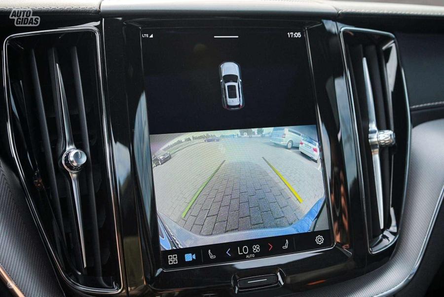 Zils Volvo XC60 2022 Kauņa, ar dzinēja tilpumu 2.00 L un nobraukumu 198 tūkst. km par 29450 €, foto 24 vietnē AUTOMOTO.COM.LV