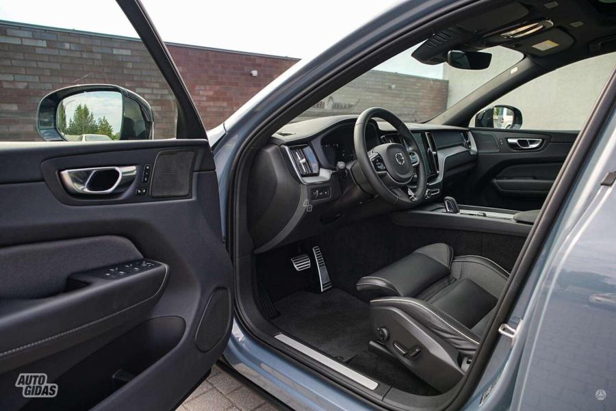 Zils Volvo XC60 2022 Kauņa, ar dzinēja tilpumu 2.00 L un nobraukumu 198 tūkst. km par 29450 €, foto 30 vietnē AUTOMOTO.COM.LV