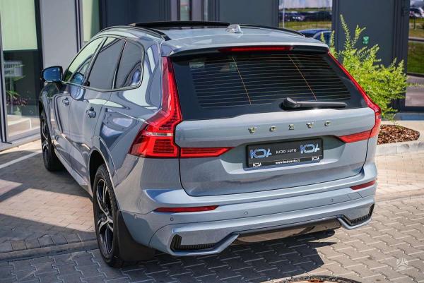 Volvo XC60 2022 in Kaunas on AUTOMOTO.COM.LV Blue Volvo XC60 2022 in Kaunas, with an engine capacity of 1.97 L and mileage of 198 thousand km for 29450 €, photo 11 on AUTOMOTO.COM.LV