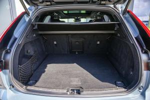Zils Volvo XC60 2022 Kauņa, ar dzinēja tilpumu 1.97 L un nobraukumu 198 tūkst. km par 29450 €, foto 16 vietnē AUTOMOTO.COM.LV