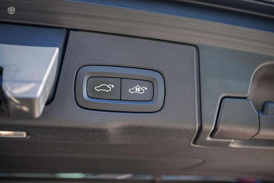 Zils Volvo XC60 2022 Kauņa, ar dzinēja tilpumu 1.97 L un nobraukumu 198 tūkst. km par 29450 €, foto 18 vietnē AUTOMOTO.COM.LV