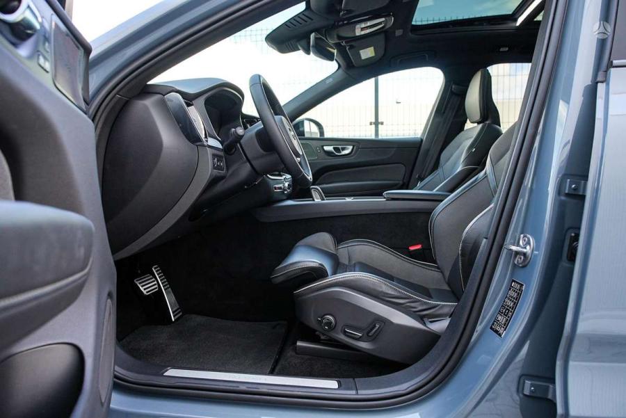 Zils Volvo XC60 2022 Kauņa, ar dzinēja tilpumu 1.97 L un nobraukumu 198 tūkst. km par 29450 €, foto 31 vietnē AUTOMOTO.COM.LV