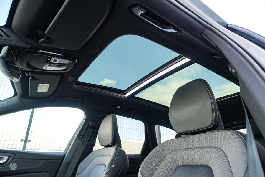 Zils Volvo XC60 2022 Kauņa, ar dzinēja tilpumu 1.97 L un nobraukumu 198 tūkst. km par 29450 €, foto 32 vietnē AUTOMOTO.COM.LV