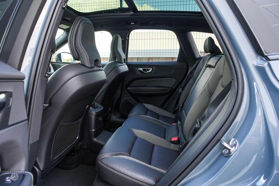 Zils Volvo XC60 2022 Kauņa, ar dzinēja tilpumu 1.97 L un nobraukumu 198 tūkst. km par 29450 €, foto 39 vietnē AUTOMOTO.COM.LV