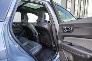 Zils Volvo XC60 2022 Kauņa, ar dzinēja tilpumu 1.97 L un nobraukumu 198 tūkst. km par 29450 €, foto 40 vietnē AUTOMOTO.COM.LV