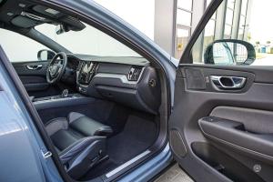 Zils Volvo XC60 2022 Kauņa, ar dzinēja tilpumu 1.97 L un nobraukumu 198 tūkst. km par 29450 €, foto 42 vietnē AUTOMOTO.COM.LV