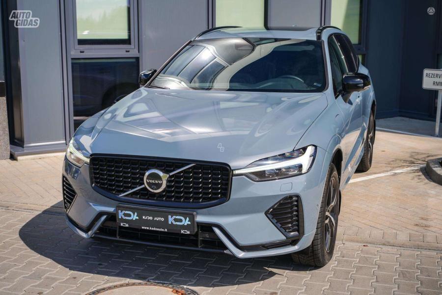 Blue Volvo XC60 2022 in Kaunas, with an engine capacity of 2.00 L and mileage of 198 thousand km for 29450 €, photo 5 on AUTOMOTO.COM.LV