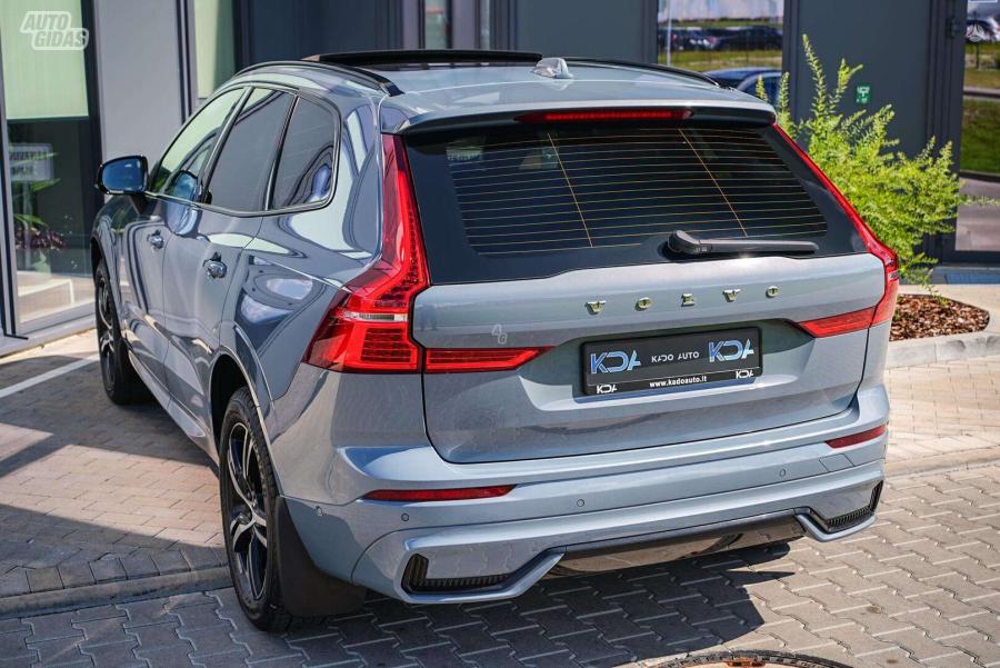 Blue Volvo XC60 2022 in Kaunas, with an engine capacity of 2.00 L and mileage of 198 thousand km for 29450 €, photo 11 on AUTOMOTO.COM.LV