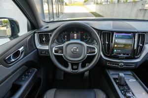 Blue Volvo XC60 2022 in Kaunas, with an engine capacity of 2.00 L and mileage of 198 thousand km for 29450 €, photo 20 on AUTOMOTO.COM.LV