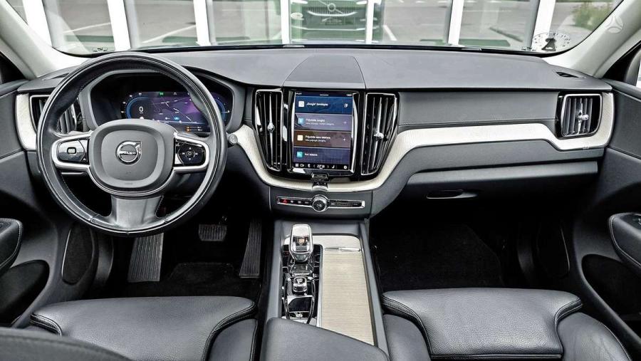 Blue Volvo XC60 2022 in Vilnius, with an engine capacity of 1.97 L and mileage of 170 thousand km for 27990 €, photo 15 on AUTOMOTO.COM.LV