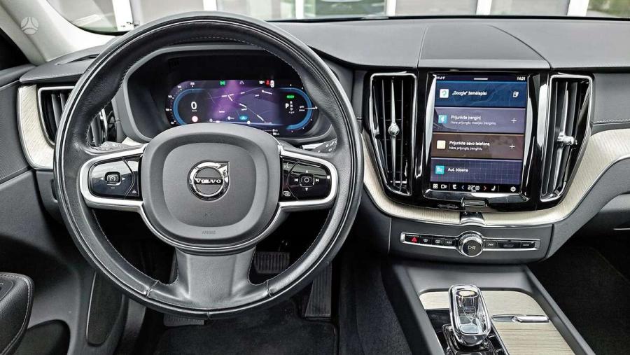 Blue Volvo XC60 2022 in Vilnius, with an engine capacity of 1.97 L and mileage of 170 thousand km for 27990 €, photo 25 on AUTOMOTO.COM.LV