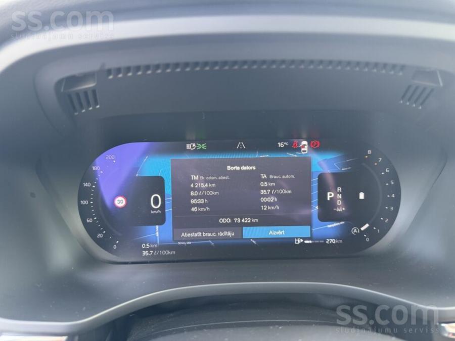 Blue Volvo XC60 2022 in Ogre, with an engine capacity of 2.00 L and mileage of 73 thousand km for 27500 €, photo 8 on AUTOMOTO.COM.LV