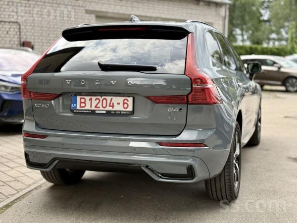 Volvo XC60 2022 in Riga on AUTOMOTO.COM.LV Blue Volvo XC60 2022 in Riga, with an engine capacity of 2.00 L and mileage of 0 thousand km for 31800 €, photo 5 on AUTOMOTO.COM.LV