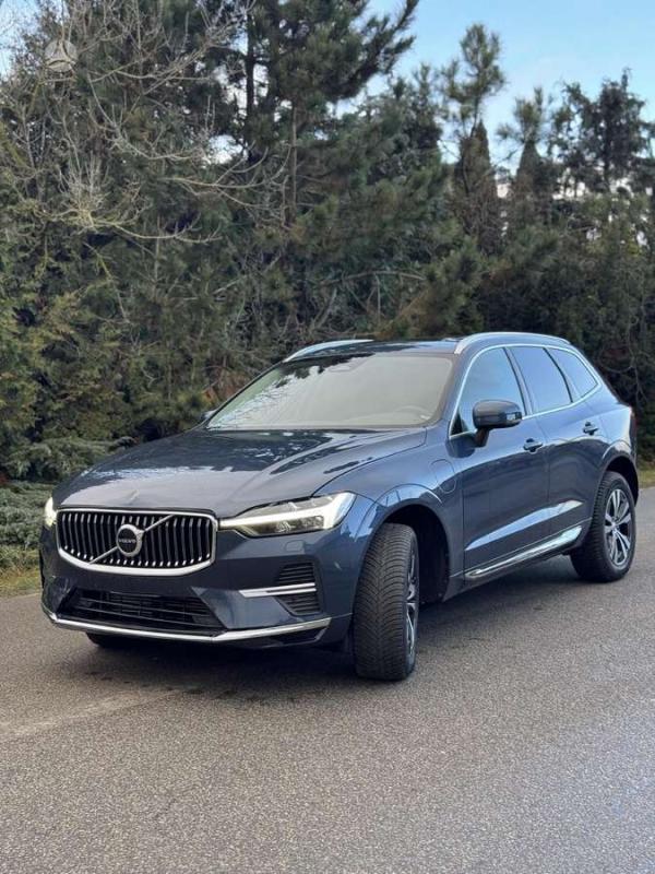 Zils Volvo XC60 2023 Viļņa, ar dzinēja tilpumu 1.97 L un nobraukumu 62 tūkst. km par 29700 €, foto 2 vietnē AUTOMOTO.COM.LV