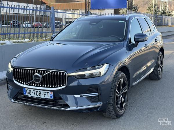 Blue Volvo XC60 2023 in Vilnius, with an engine capacity of 2.00 L and mileage of 22 thousand km for 45000 €, photo 2 on AUTOMOTO.COM.LV