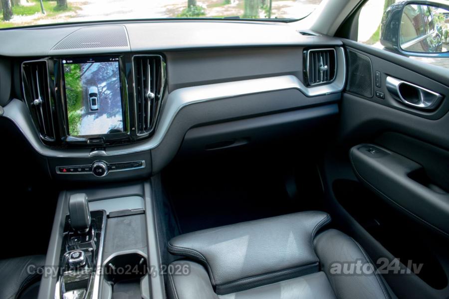 Zils Volvo XC60 2023 Tallina, ar dzinēja tilpumu 2.00 L un nobraukumu 90 tūkst. km par 39900 €, foto 14 vietnē AUTOMOTO.COM.LV