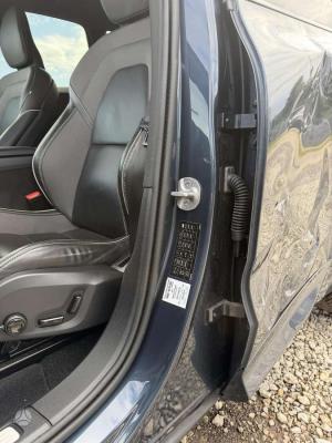 Zils Volvo XC60 2024 Šauļi, ar dzinēja tilpumu 1.97 L un nobraukumu 142 tūkst. km par 28350 €, foto 10 vietnē AUTOMOTO.COM.LV
