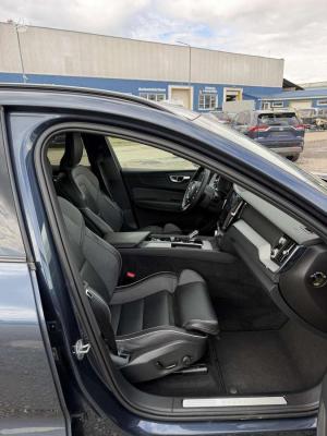 Zils Volvo XC60 2024 Šauļi, ar dzinēja tilpumu 1.97 L un nobraukumu 142 tūkst. km par 28350 €, foto 20 vietnē AUTOMOTO.COM.LV