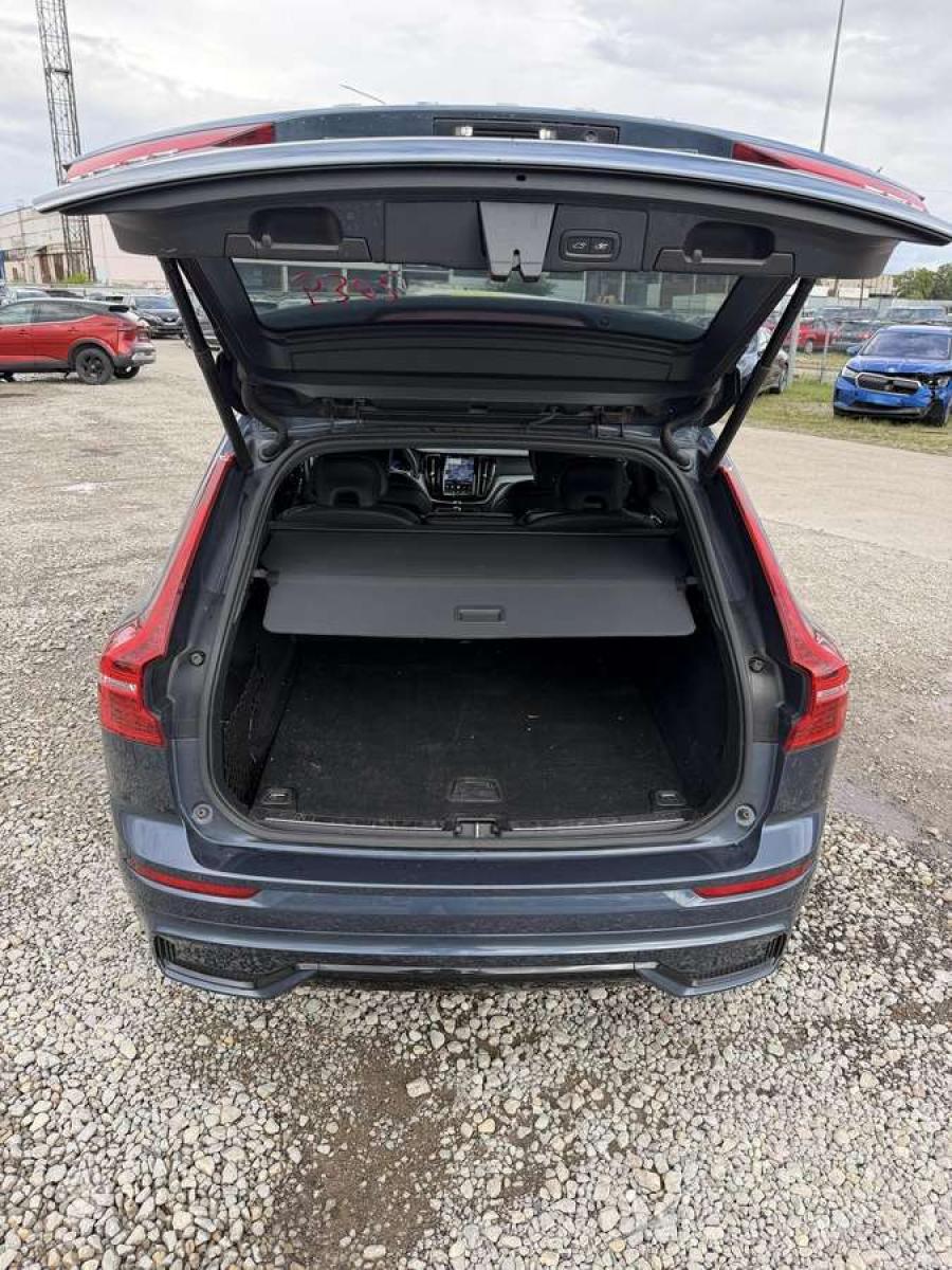 Zils Volvo XC60 2024 Šauļi, ar dzinēja tilpumu 1.97 L un nobraukumu 142 tūkst. km par 28350 €, foto 21 vietnē AUTOMOTO.COM.LV