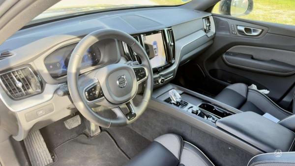 Zils Volvo XC60 2024 Šauļi, ar dzinēja tilpumu 1.97 L un nobraukumu 142 tūkst. km par 29450 €, foto 10 vietnē AUTOMOTO.COM.LV