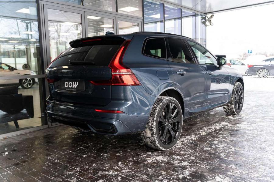 Blue Volvo XC60 2025 in Vilnius, with an engine capacity of 1.97 L and mileage of 7 thousand km for 54990 €, photo 7 on AUTOMOTO.COM.LV