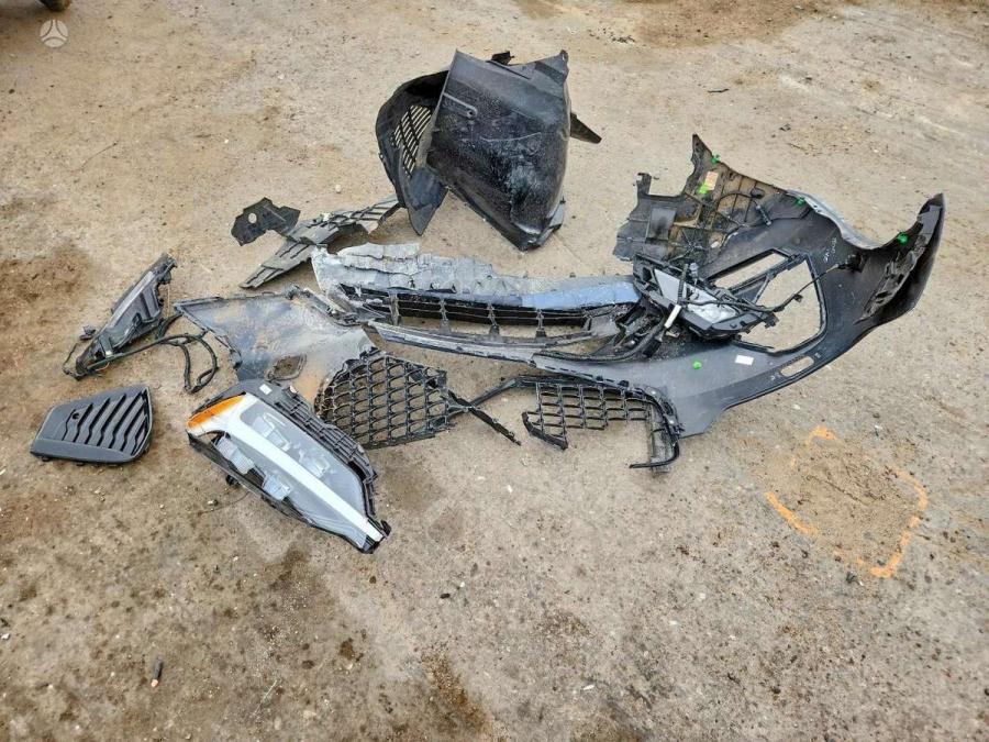 Синий Вольво ХС60 2025 в Плунге, объемом двигателя 1.97 л и пробегом 19 тыс. км за 13999 €, фото 13 на AUTOMOTO.COM.LV