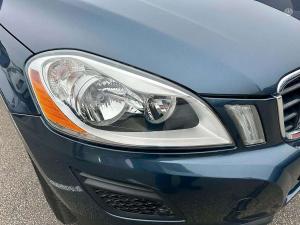 Blue Volvo XC60 2011 in Klaipeda, with an engine capacity of 3.19 L and mileage of 339 thousand km for 8500 €, photo 5 on AUTOMOTO.COM.LV