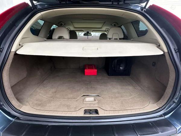 Blue Volvo XC60 2011 in Klaipeda, with an engine capacity of 3.19 L and mileage of 339 thousand km for 8500 €, photo 7 on AUTOMOTO.COM.LV